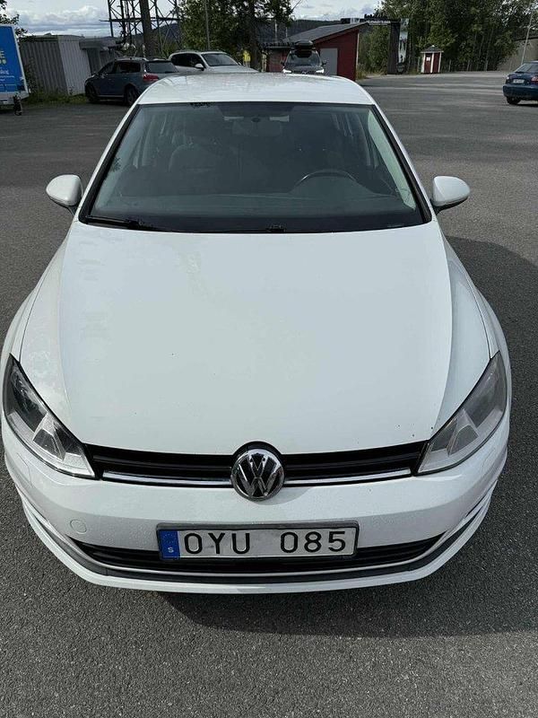 Begagnad 2014 VW Golf VII 105 HK Halvkombi – Jämtland (sellerKind ...