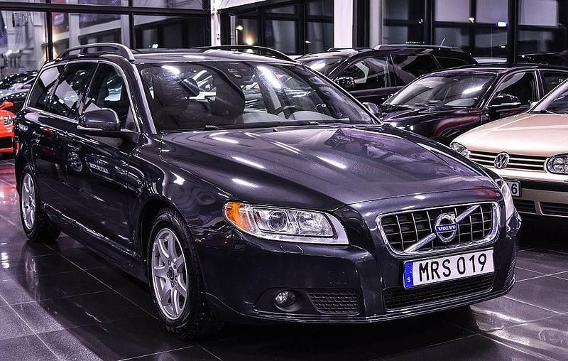 Begagnad 2012 Volvo V70 Momentum 116 HK Kombi – 58330 Algolgatan ...