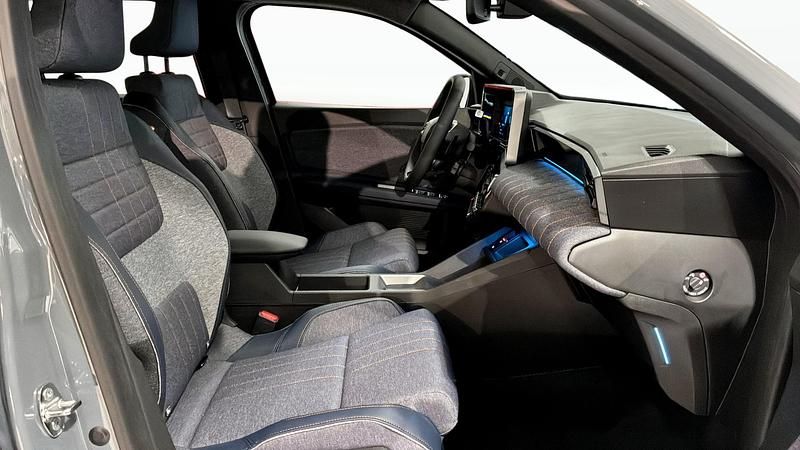 Ny 2026 Renault R4 Techno 150 HK SUV – Stockholm (Företag) – 434 900 kr ...