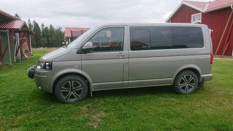 VW Multivan begagnad - 170 till salu - AutoUncle