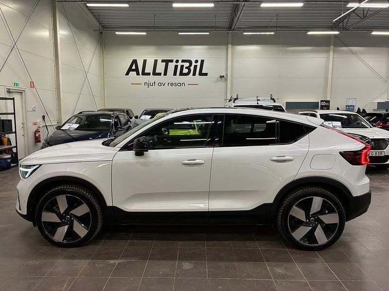 Begagnad 2023 Volvo C40 Ultimate 408 HK SUV – 44240 Rollsbovägen ...