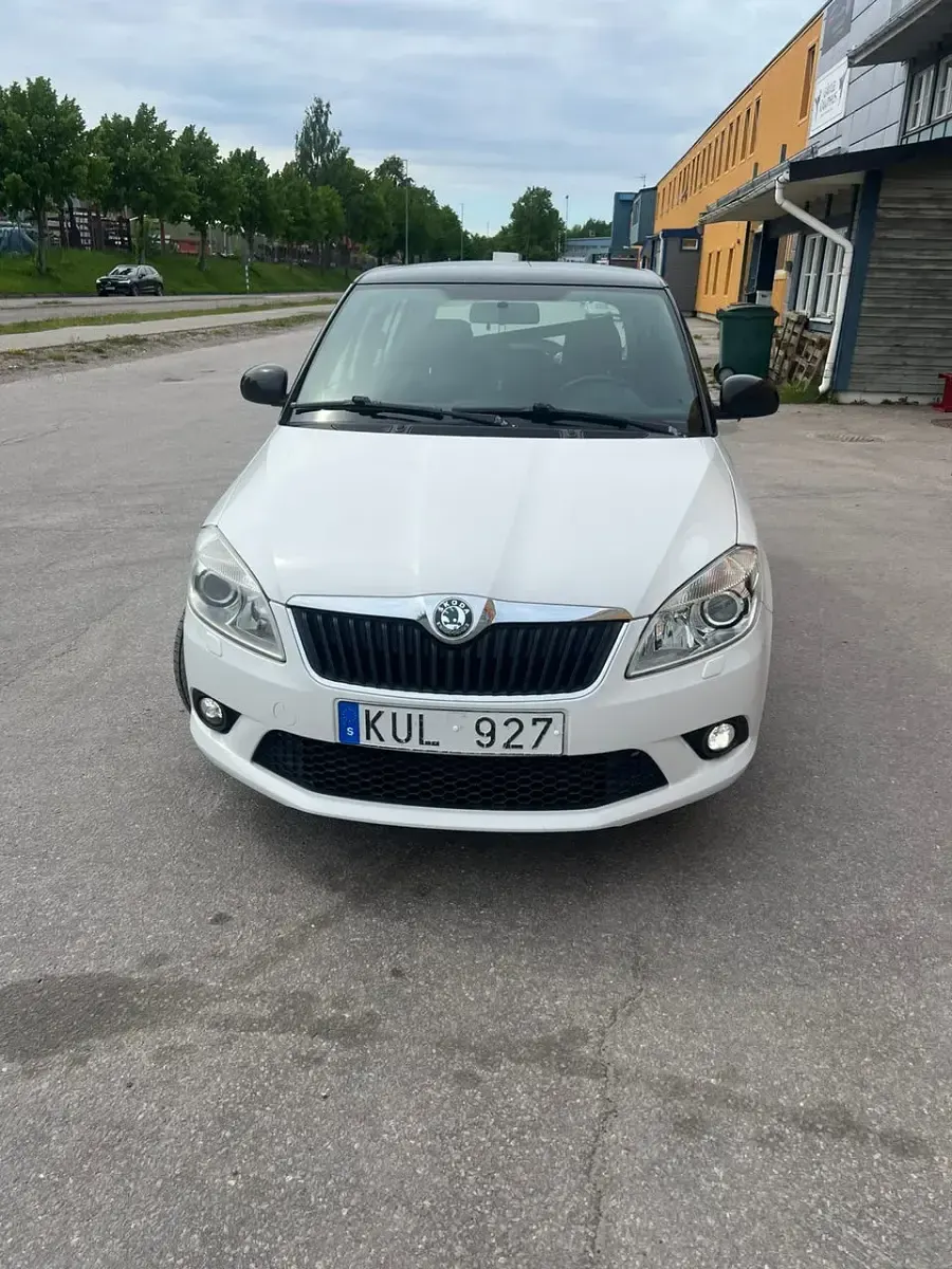Begagnad Skoda Fabia RS 180 HK (2011) i Gävle - 67 000 kr | AutoUncle