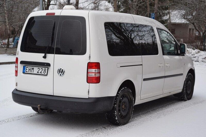 VW Caddy Maxi Life begagnad - 79 till salu - AutoUncle