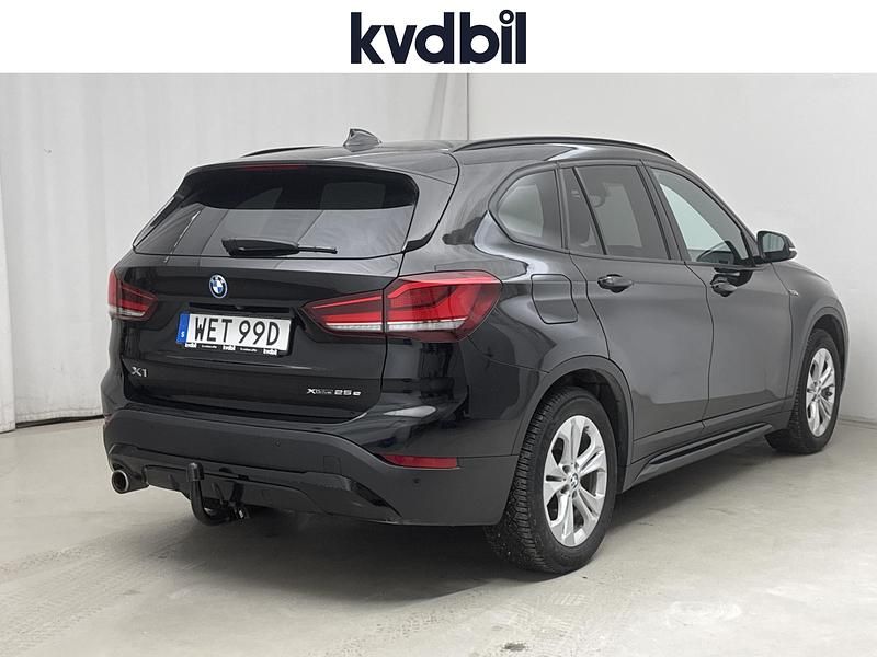 Begagnad 2022 BMW X1 Sport Line SUV – 18440 Åkersberga (Företag) – 265 ...