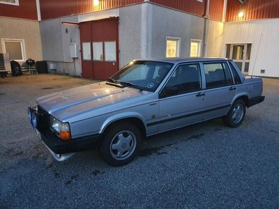 Volvo 740 begagnad - 44 till salu - AutoUncle