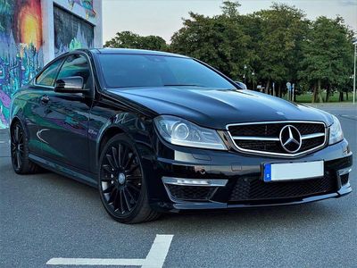 Mercedes C63 AMG – Pris från 249 900 kr • 51 begagnade bilar till salu ...
