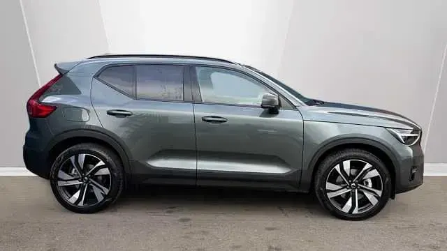 Used Volvo XC40 Ultra 197 HP (2026) in STOURBRIDGE - £38,999 | AutoUncle