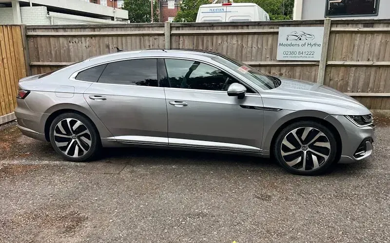 Used VW Arteon R-line 190 HP (2024) - £15,495 | AutoUncle