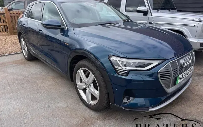 Used Audi e-tron Design 313 HP (2022) - £14,000 | AutoUncle
