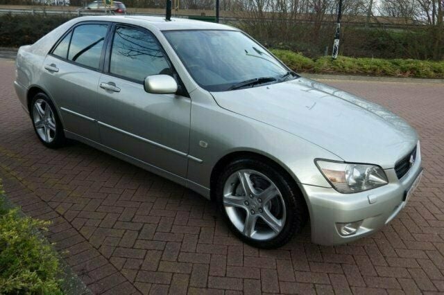 Used 2001 Lexus IS200 153 HP Sedan – CF11 9LJ Cardiff (Dealer) – £2,250 ...