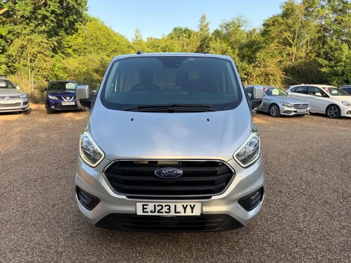 Used Ford Transit Custom Limited 170 HP (2023) in Norwich - £17,250 ...