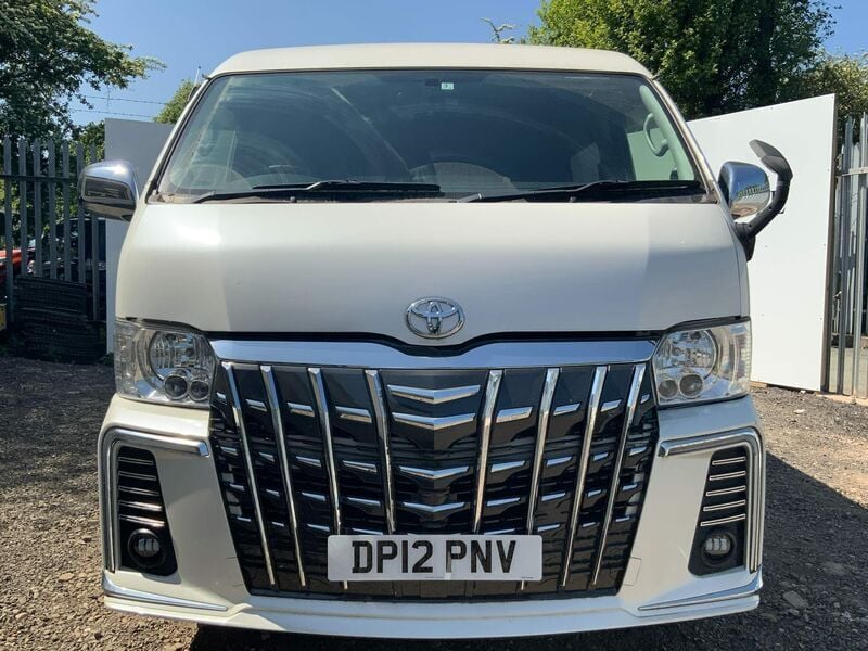 Used Toyota HiAce in UK for sale (38) - AutoUncle