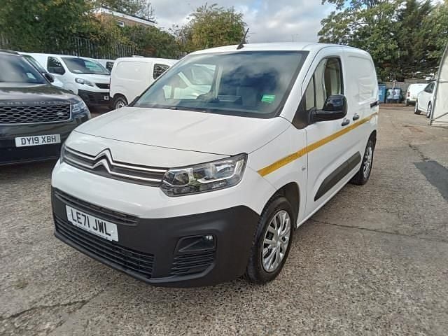 Used 2022 Citroën Berlingo 100 HP MPV – DA1 2SN Dartford (Dealer) – £ ...