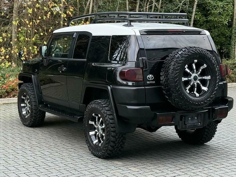 Used 2013 Toyota FJ Cruiser Edition SUV – GU16 7ER Camberley (Dealer ...