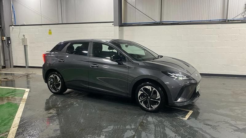 Used 2024 MG MG4 EV SE 203 HP Hatchback – Sutton Sutton Fields Prep ...