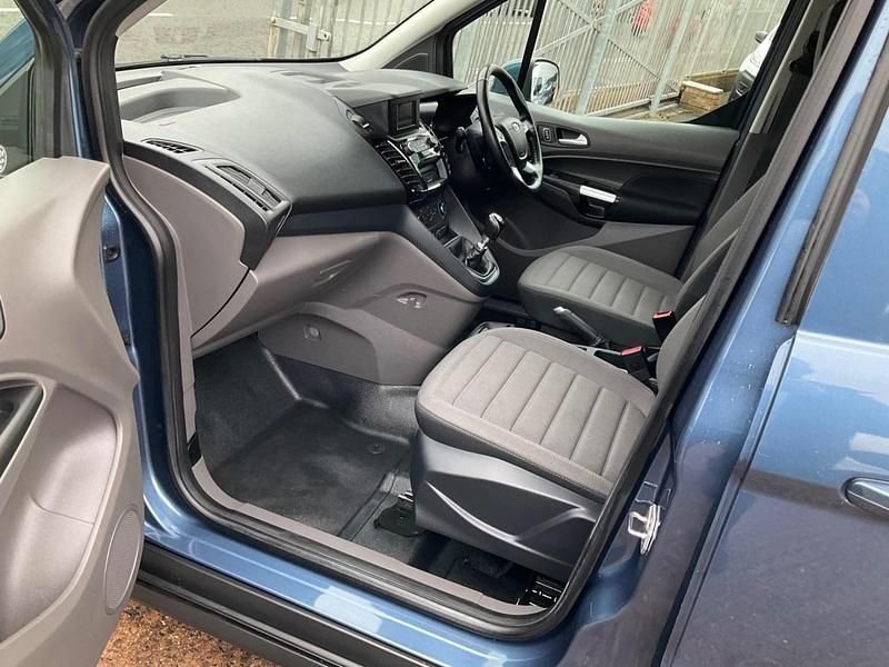 Used 2021 Ford Transit Connect Limited 120 HP MPV – BS3 5NQ Bristol ...