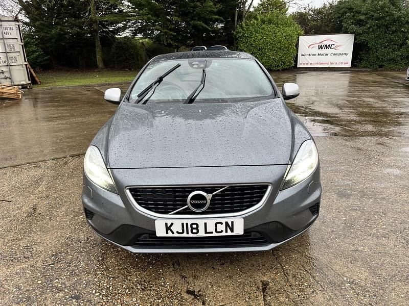 Used 2018 Volvo V40 R-Design Pro Hatchback – PE34 3LW Clenchwarton Road ...