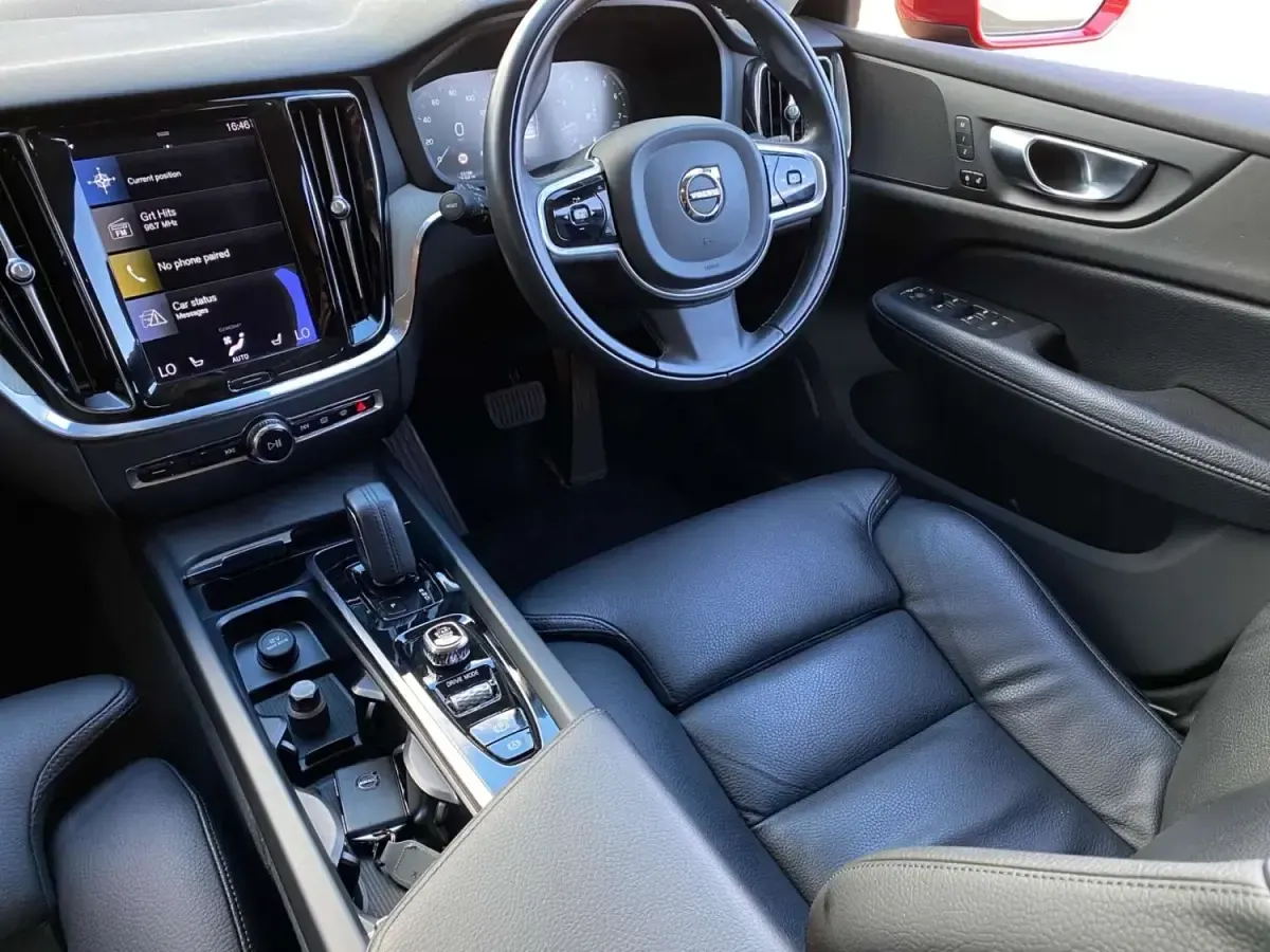 Used Volvo V60 CC (2021) in Kings Lynn - £22,499 | AutoUncle