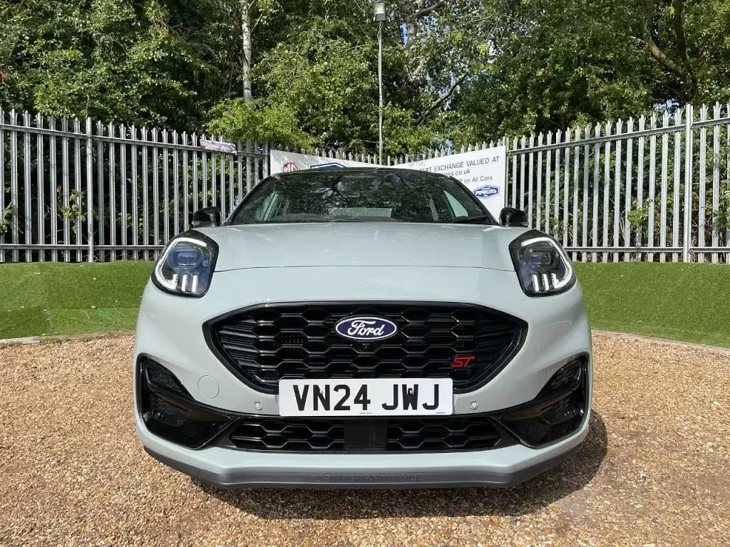 Used Ford Puma ST 170 HP (2024) in Braintree - £23,490 | AutoUncle