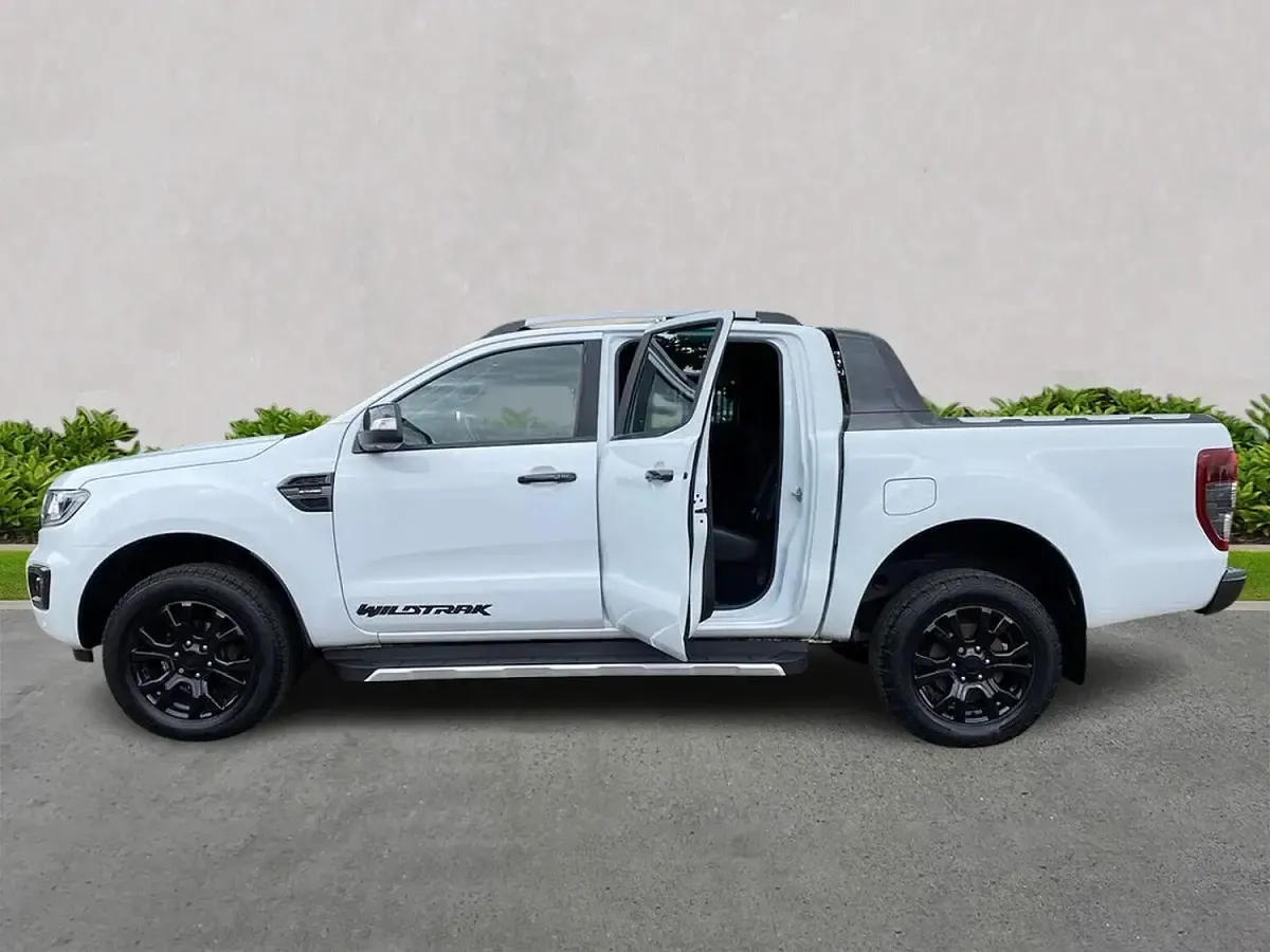 Used Ford Ranger Wildtrack (2022) in Chelmsford - £17,500 | AutoUncle