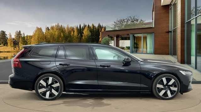 Used 2026 Volvo V60 Plus 350 HP Estate – YO26 6RL YORK (Dealer) – £ ...