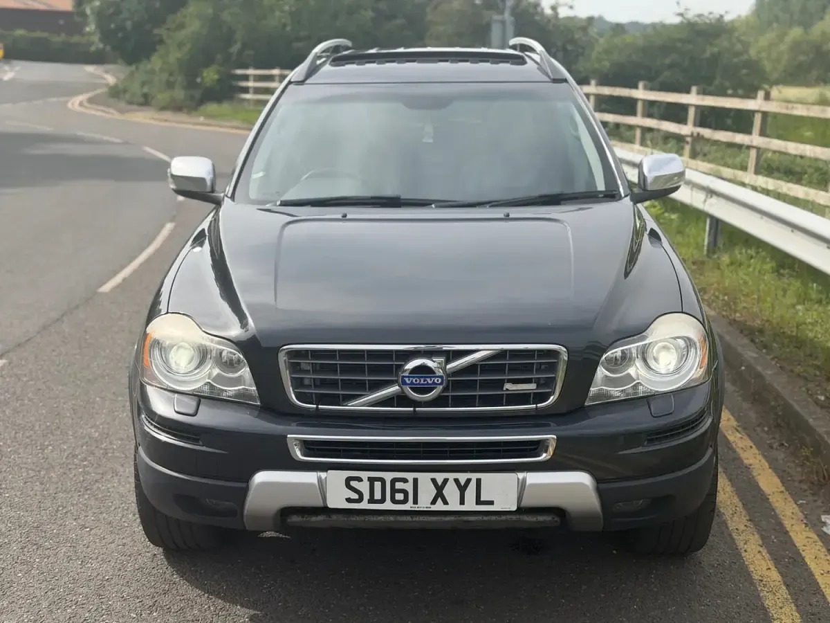 Used Volvo XC90 R-Design 200 HP (2011) in Dewsbury - £4,495 | AutoUncle