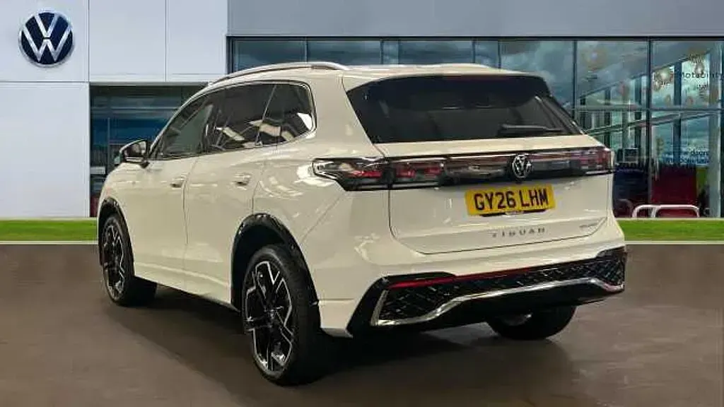 New VW Tiguan 200 HP (2026) in Marshall Volkswagen (Gatwick) (Crawley ...