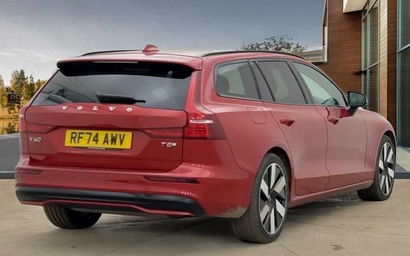 Used 2025 Volvo V60 Ultra 455 HP Estate – SO150LP Southampton (Dealer ...