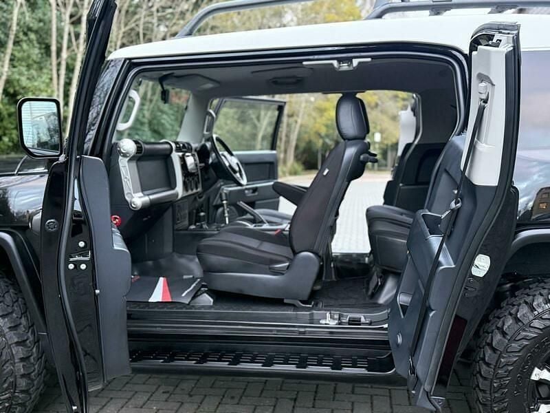 Used 2013 Toyota FJ Cruiser Edition SUV – GU16 7ER Camberley (Dealer ...