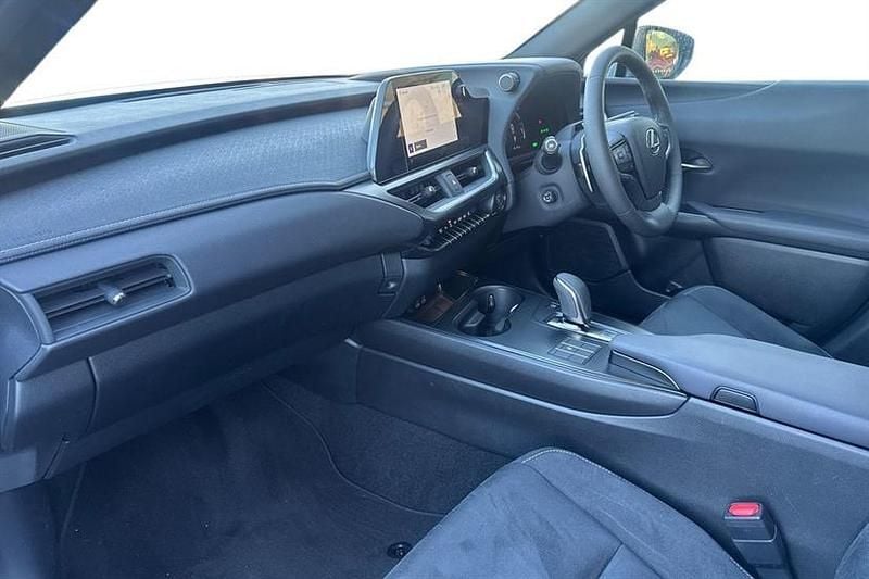 Used 2025 Lexus UX 204 HP SUV – Derbyshire (Dealer) – £27,950 ...