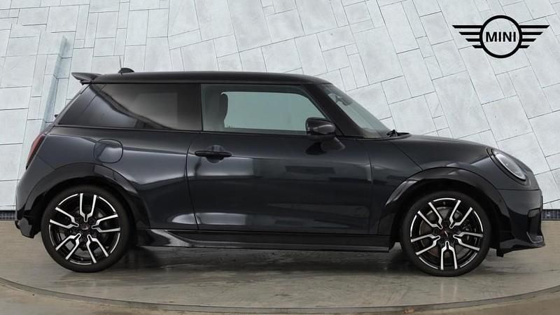 Used 2024 Mini Cooper S Hatch 201 HP Hatchback – SA5 8LW Swansea ...