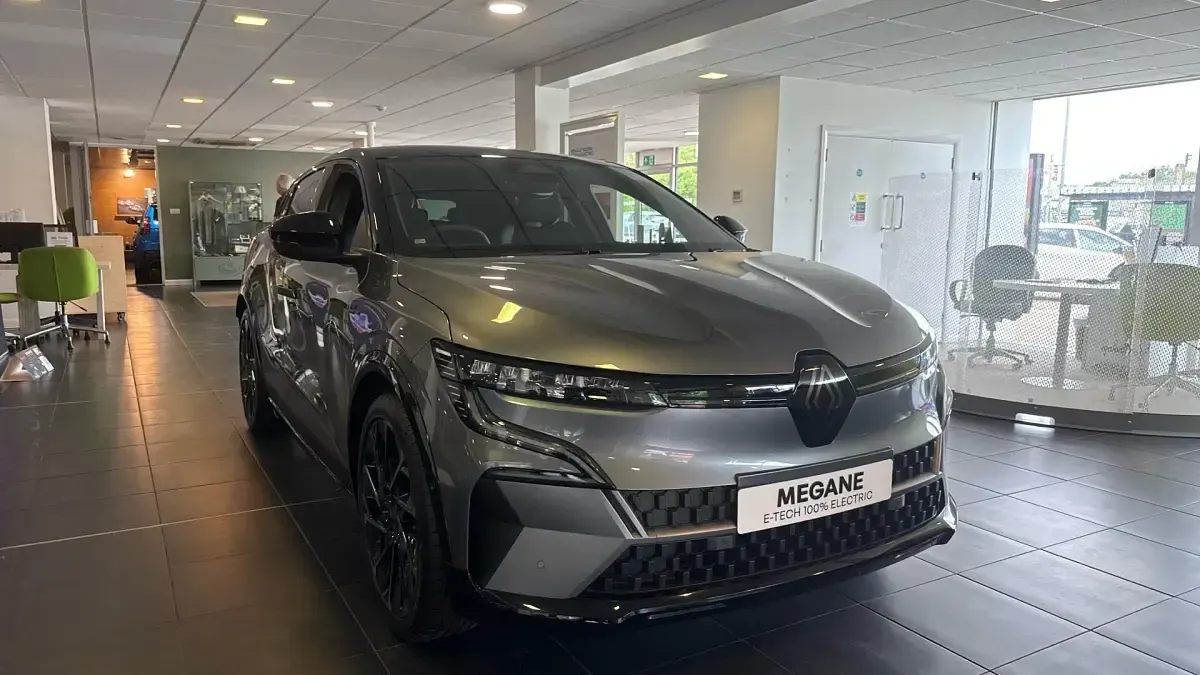 New Renault Megane E-Tech Techno Esprit Alpine 218 HP (2026) in ...