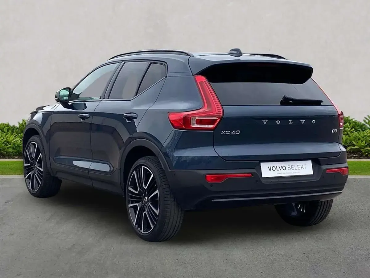Used Volvo XC40 Ultra (2026) in Colchester - £38,480 | AutoUncle