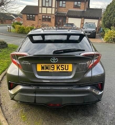 Used 2019 Toyota C-HR SUV – RM9 6BF Dagenham (Dealer) – £13,900 (Fair ...