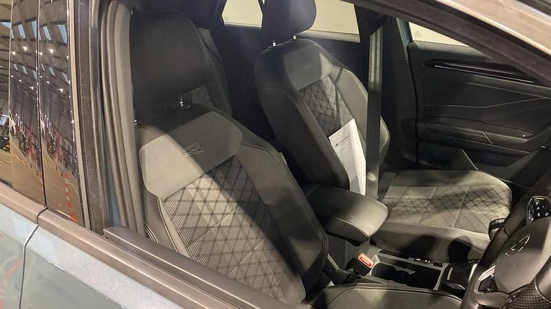 Used 2022 VW T-Roc R-line 150 HP SUV – Goole Goole Prep Centre (Dealer ...