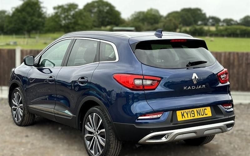 Used 2021 Renault Kadjar Version S 140 HP SUV – Essex (Dealer) – £ ...