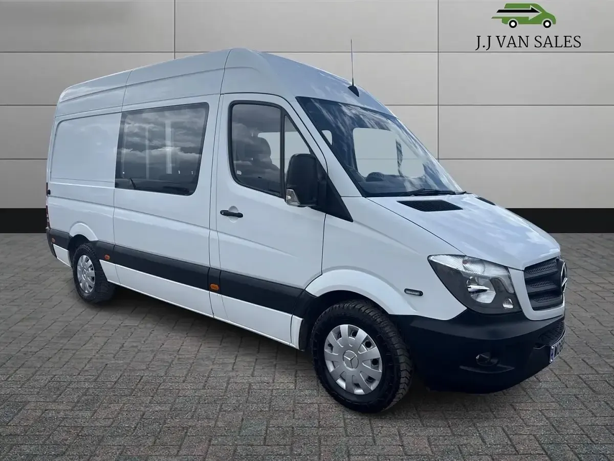 Used Mercedes Sprinter 160 HP (2017) in Westbury - £12,500 | AutoUncle
