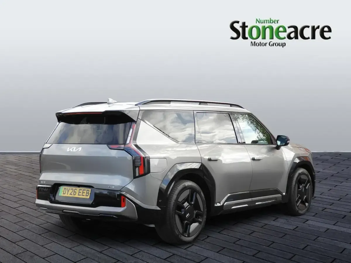 Used Kia EV9 GT-Line S 383 HP (2026) in London - £61,995 | AutoUncle