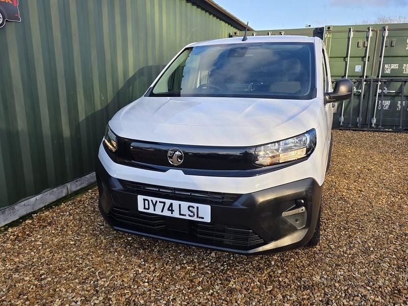 Used 2024 Vauxhall Combo 100 HP Van – NN8 1LD Wellingborough (Dealer ...
