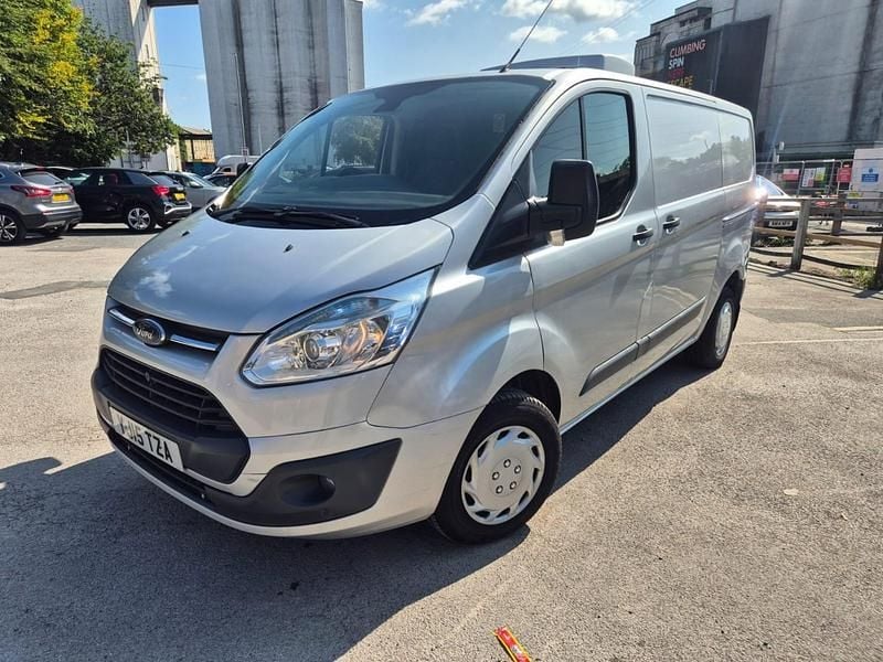 Used 2015 Ford Transit Custom Trend 125 HP Van – HD6 3DH Brighouse ...