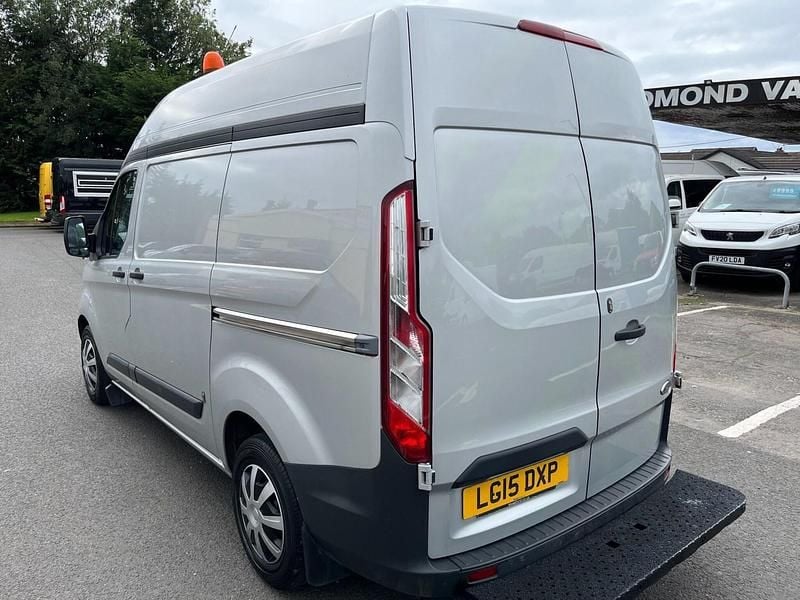 SOLD Used 2015 Ford Transit Custom 100 HP Van – G82 2PJ Dumbarton ...