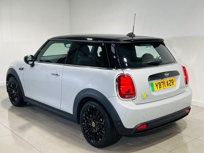Used 2021 Mini Cooper SE Hatch 184 HP Hatchback – M17 1PZ Trafford Park ...