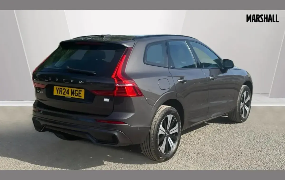 Used Volvo XC60 Plus 350 HP (2024) in Grantham - £33,280 | AutoUncle