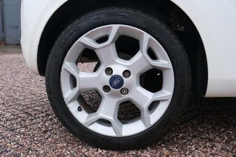 Used 2015 Ford Ka Zetec 69 HP Hatchback – WN3 5BE Wigan (Dealer) – £ ...