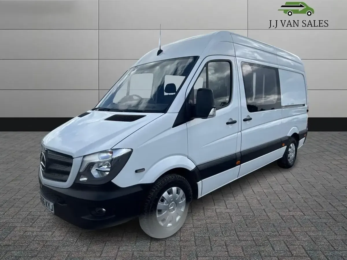 Used Mercedes Sprinter 160 HP (2017) in Westbury - £12,500 | AutoUncle