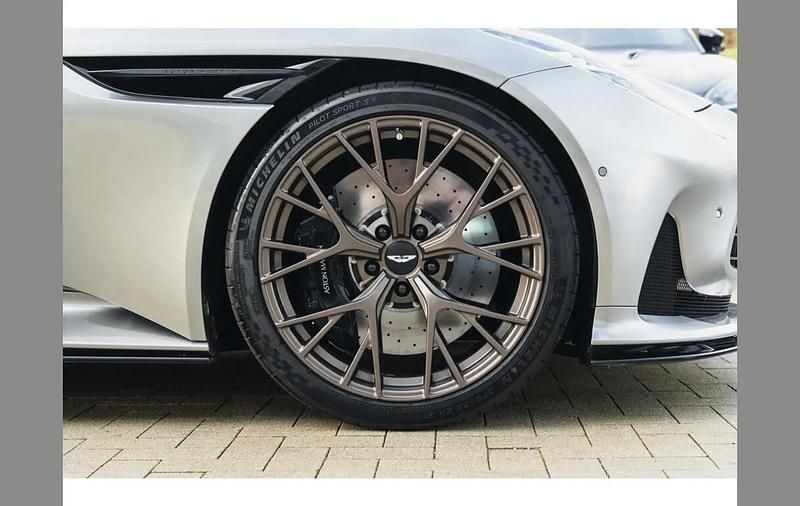 Used 2024 Aston Martin DB12 670 HP Coupe – WC1E 7DP London (Dealer) – £ ...