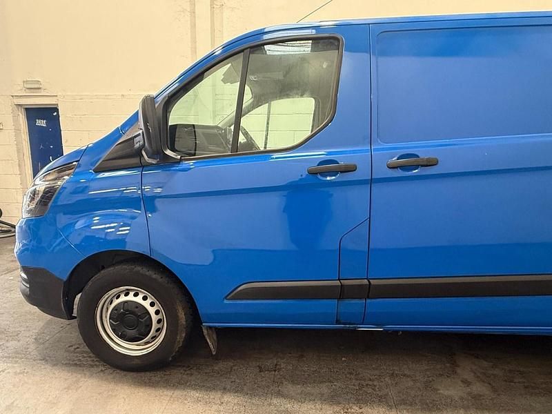 Used 2021 Ford Transit Custom S 130 HP Van – UB8 2RT Uxbridge (Dealer ...