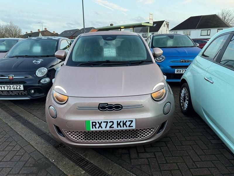 Used 2022 Fiat 500e Icon 116 HP Hatchback – SL1 6BB Slough (Dealer) – £ ...