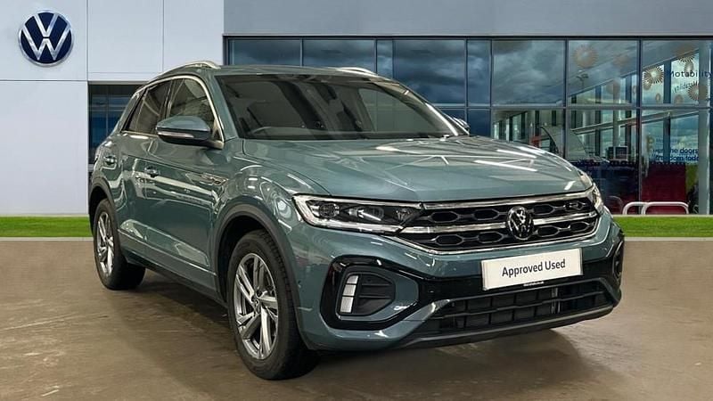 Used 2025 VW T-Roc R-line 150 HP SUV – RH10 9AN Gatwick (Dealer) – £ ...