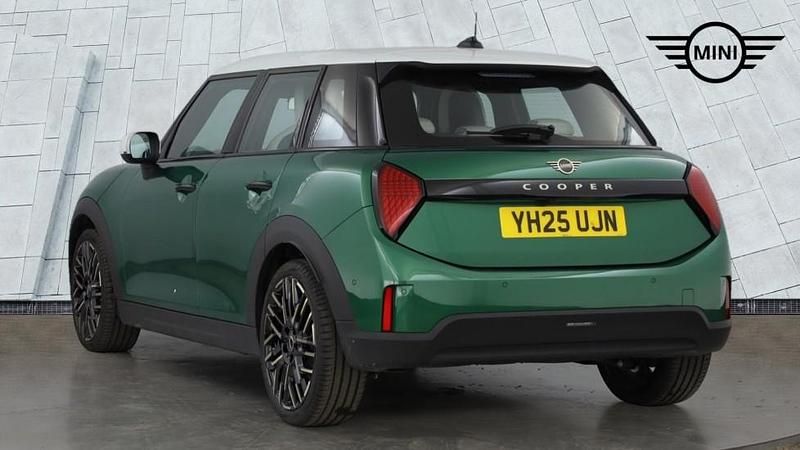 Used 2025 Mini Cooper Hatch 154 HP Hatchback – HR1 1LN Herefordshire ...